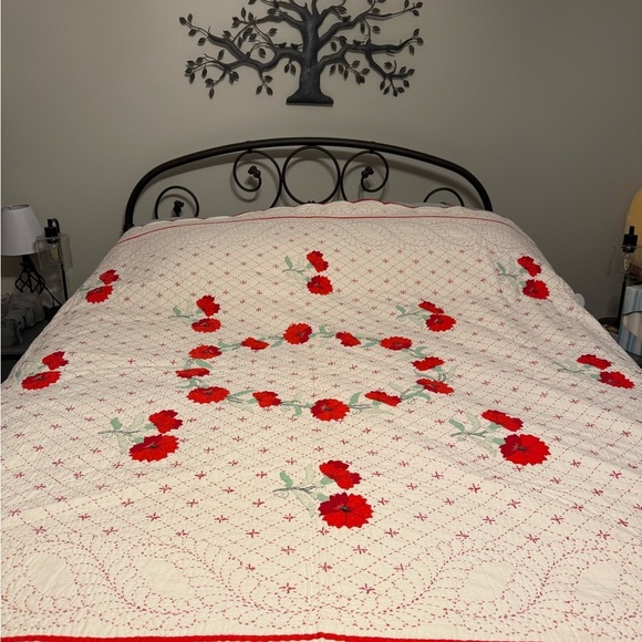 Hand Crafted | Bedding | Vintage Handmade Red Poppy Quilt From 944 ...